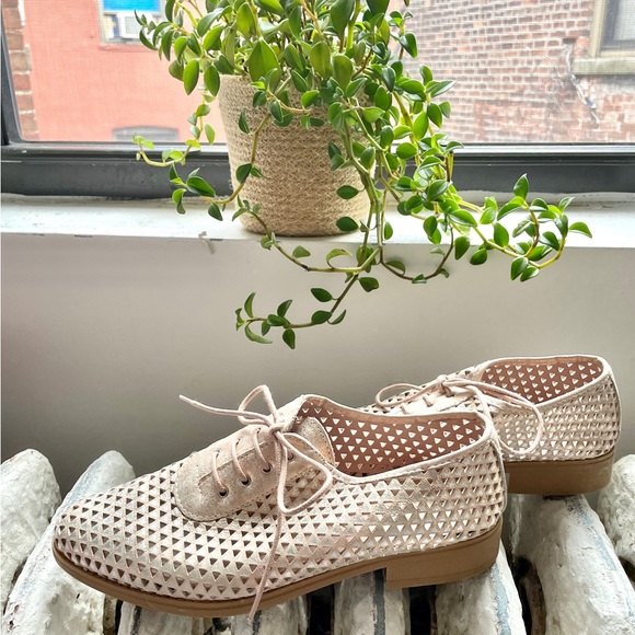 Pitillos | Shoes | Pitillos Women Oxford Shoe Perforated Metallic Rose ...